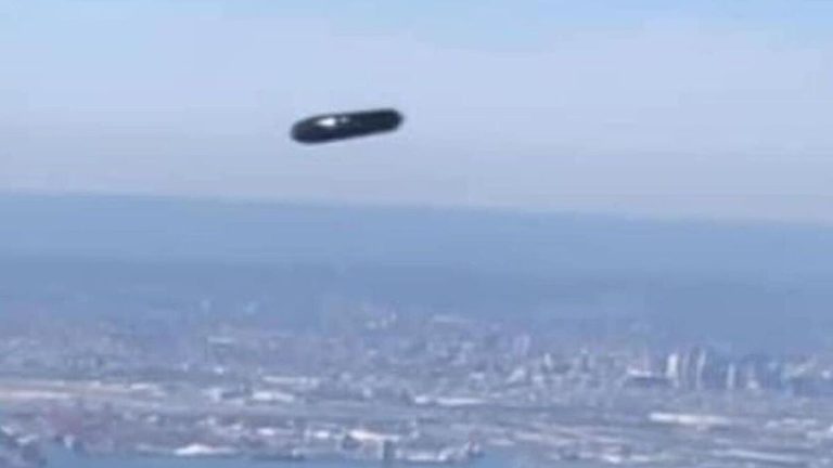 Mysterious 'Flying Cylinder' Sparks UFO Frenzy Over New York City