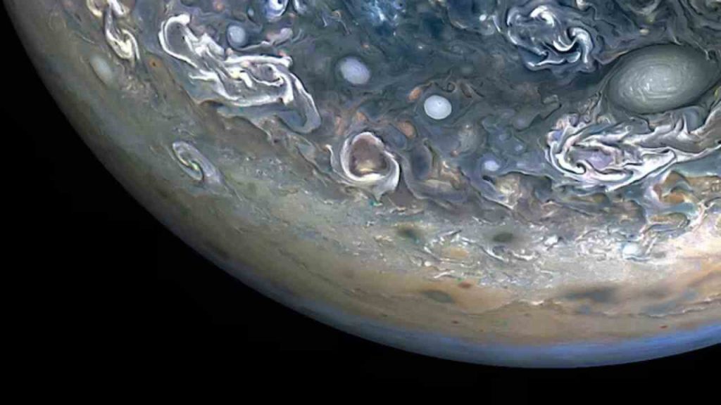 Juno Unveils Jupiter's Chaotic Heart: Hundreds of Cyclones Rage in ...