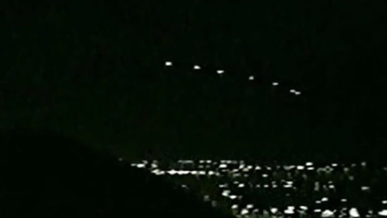 The Phoenix Lights: A UFO Mystery That Still Baffles the World - Fact ...