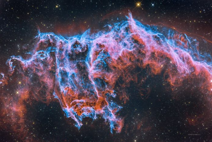 The Cosmic Bat Nebula: What It Looks Like, How It Was Discovered, and ...