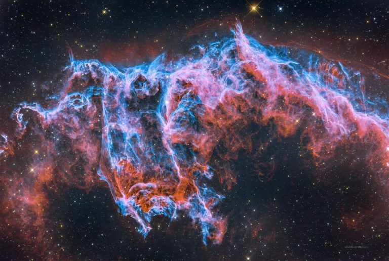 The Cosmic Bat Nebula: What It Looks Like, How It Was Discovered, and ...